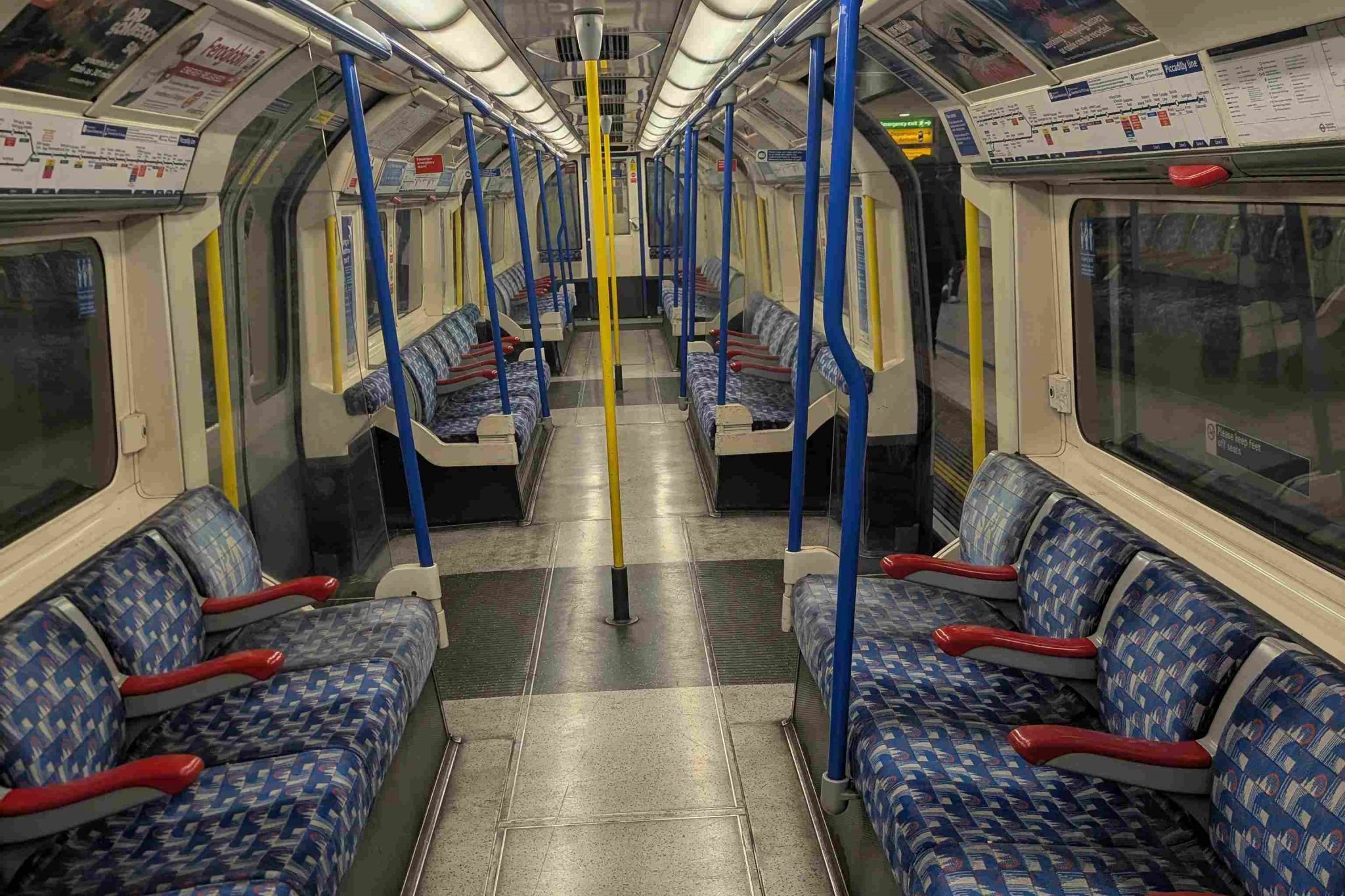 How to Take the Piccadilly Line from Heathrow to Central London