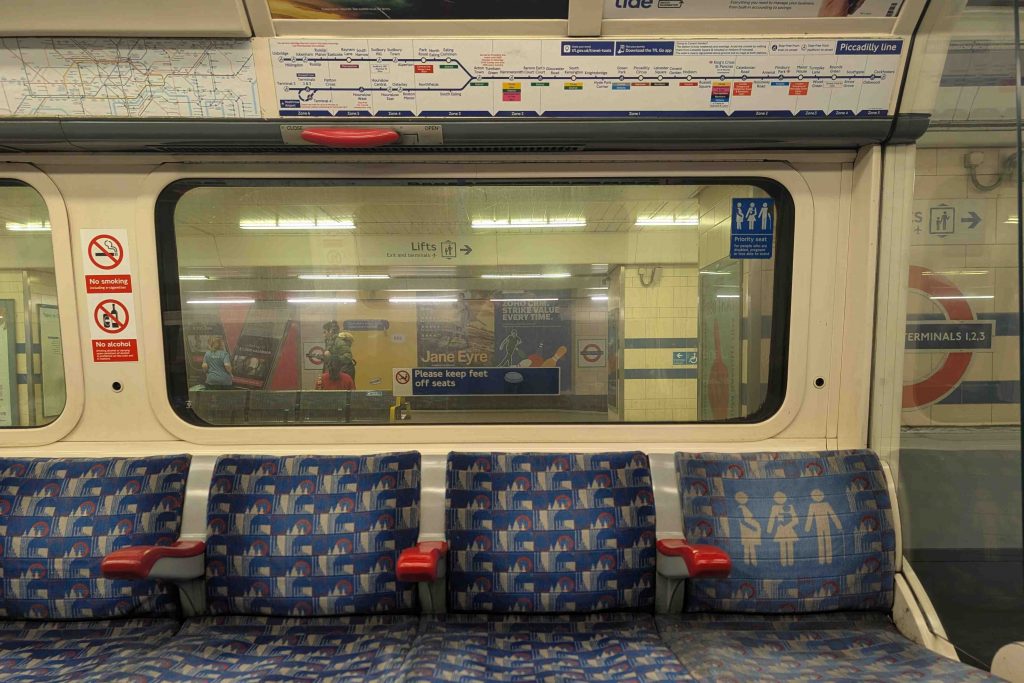 How to Take the Piccadilly Line from Heathrow to Central London
