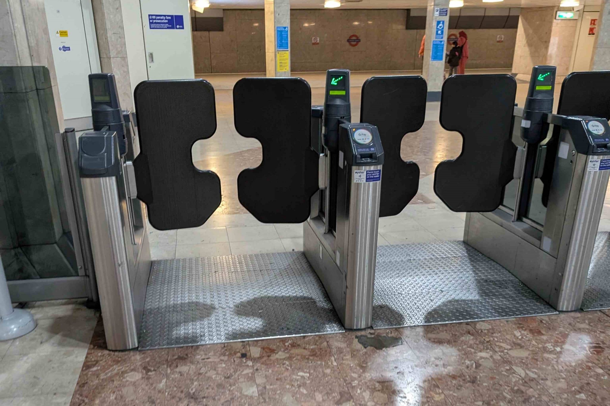 Landside Flight Connections & Terminal Transfers at Heathrow Guide